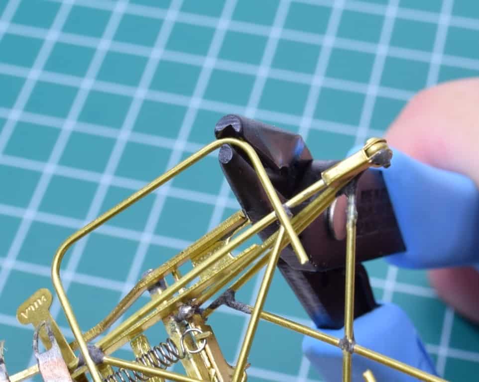 Building A Model Trolley Pantograph with Master Model Railroader Tom ...