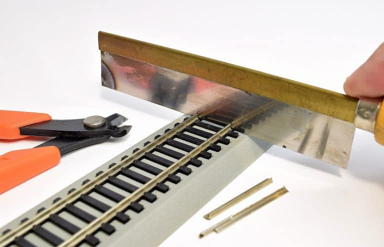 Model Railroad Track: A Beginners Guide to Rail Cutting